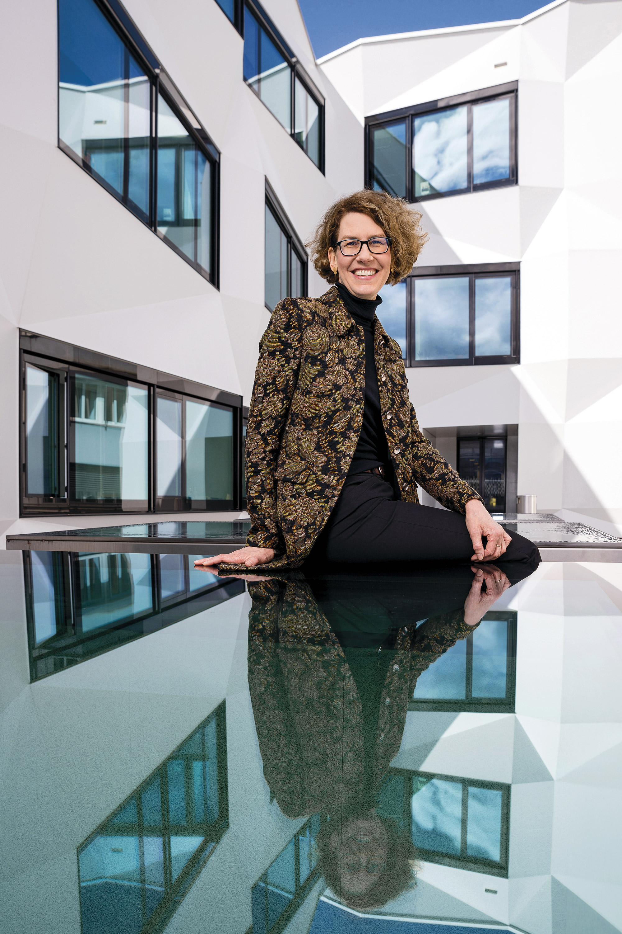 «Ich bin mit Leib und Seele Wissen­schaftlerin» - Universität Luzern